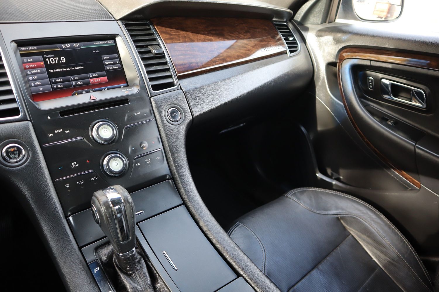 2014 Ford Taurus Limited | Victory Motors of Colorado