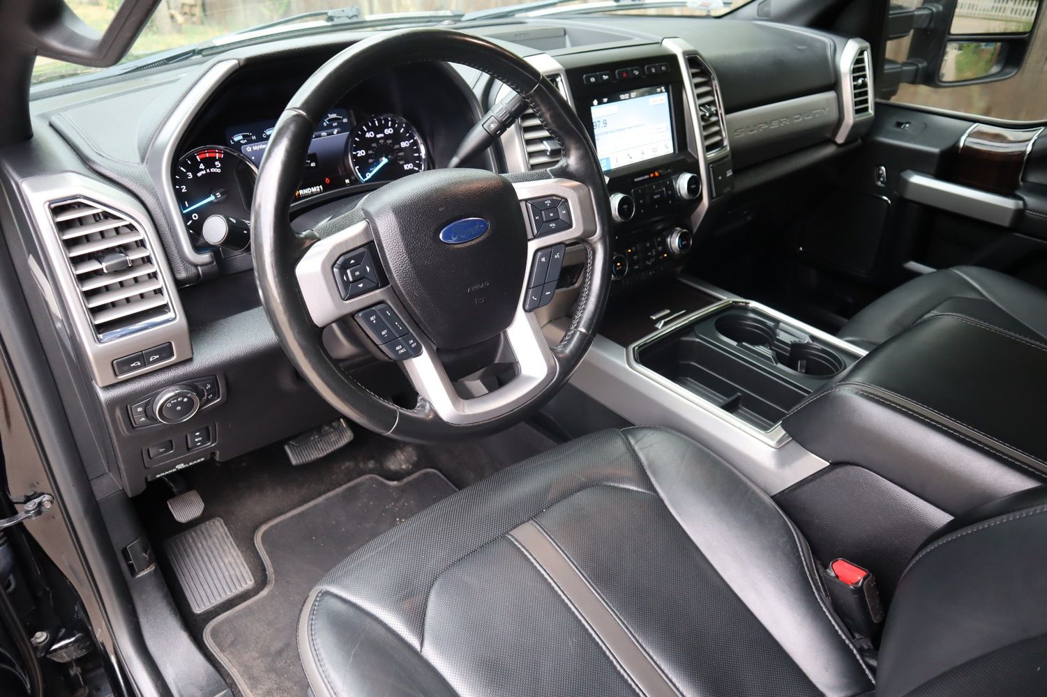 2017 Ford F-250 Super Duty Platinum | Victory Motors of Colorado