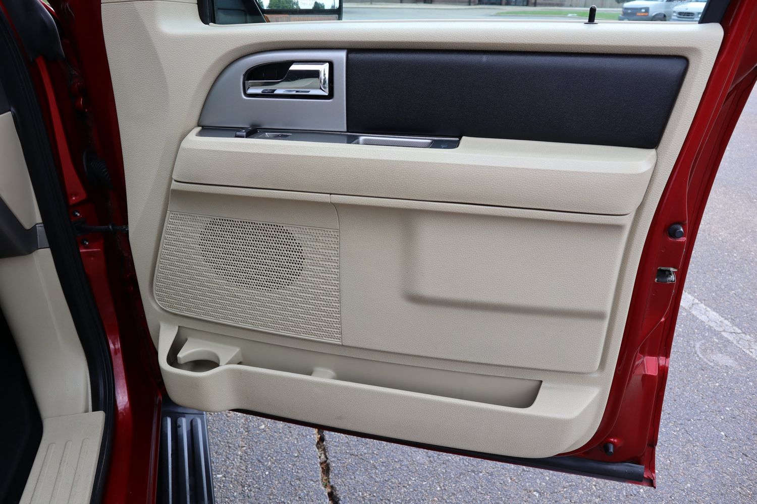 2016 Ford Expedition XLT | Victory Motors of Colorado