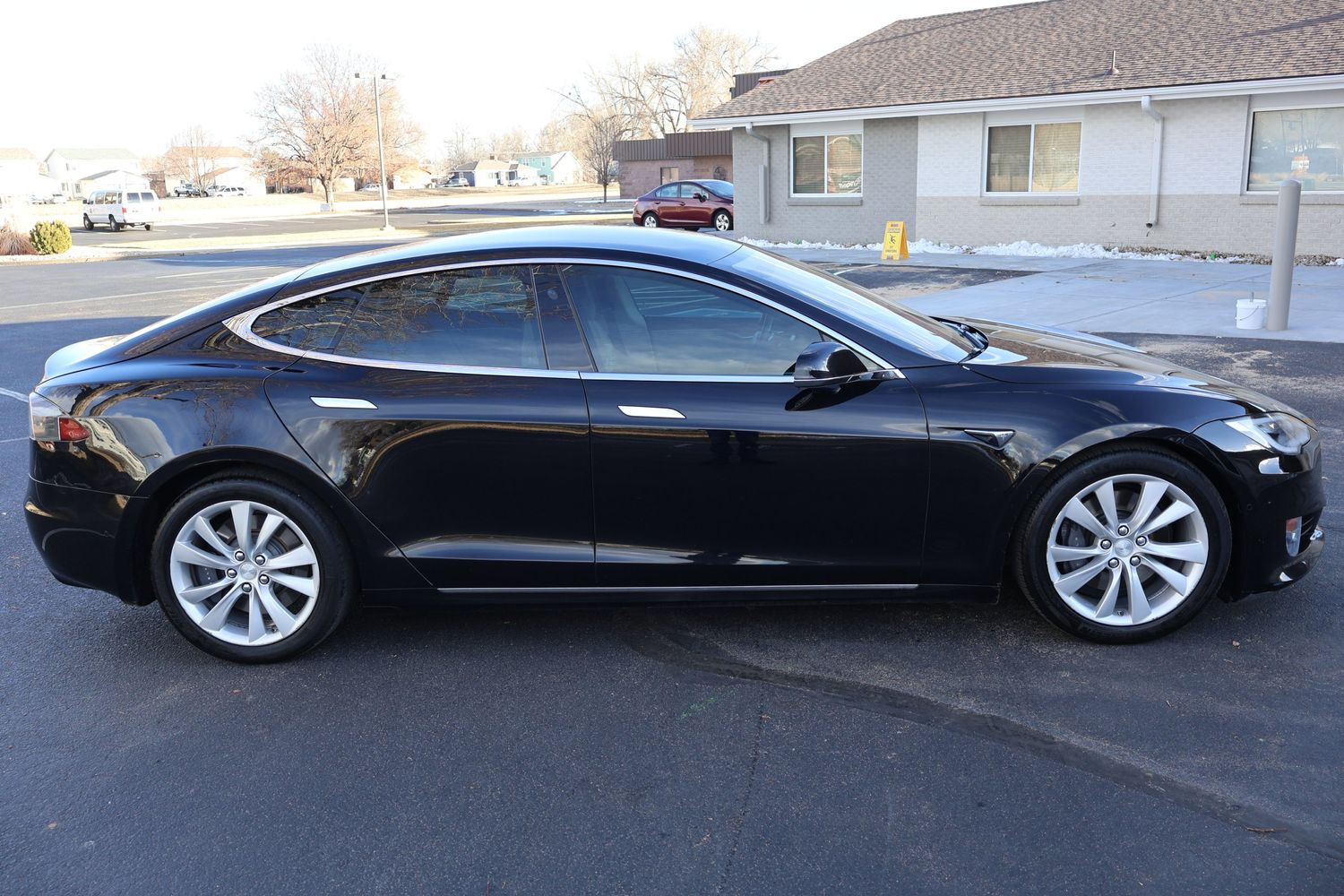 2017 Tesla Model S 75D | Victory Motors of Colorado