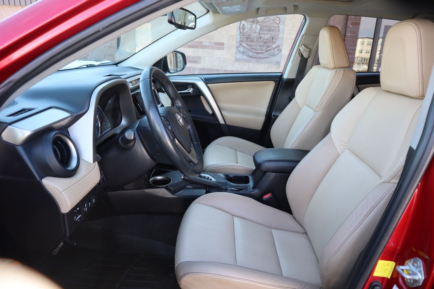 2015 Toyota RAV4 Limited | Victory Motors of Colorado