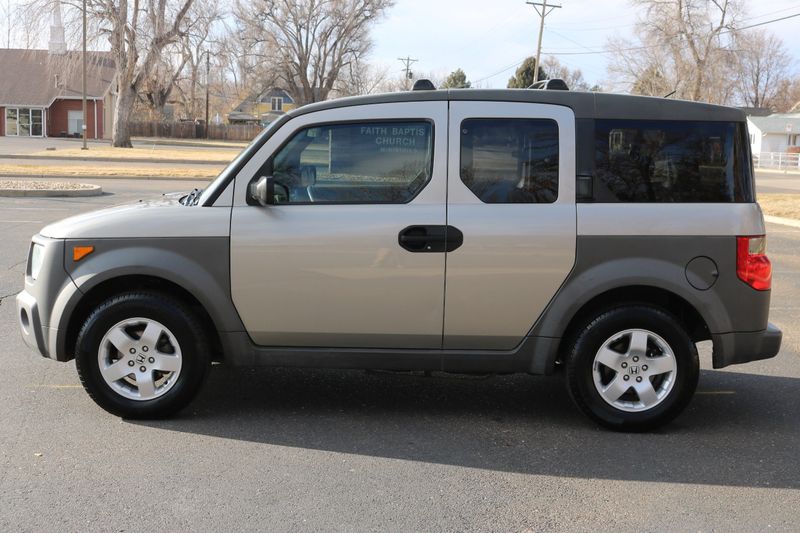 2004 Honda Element Photos
