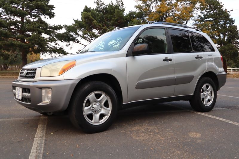 2002 Toyota RAV4 Photos