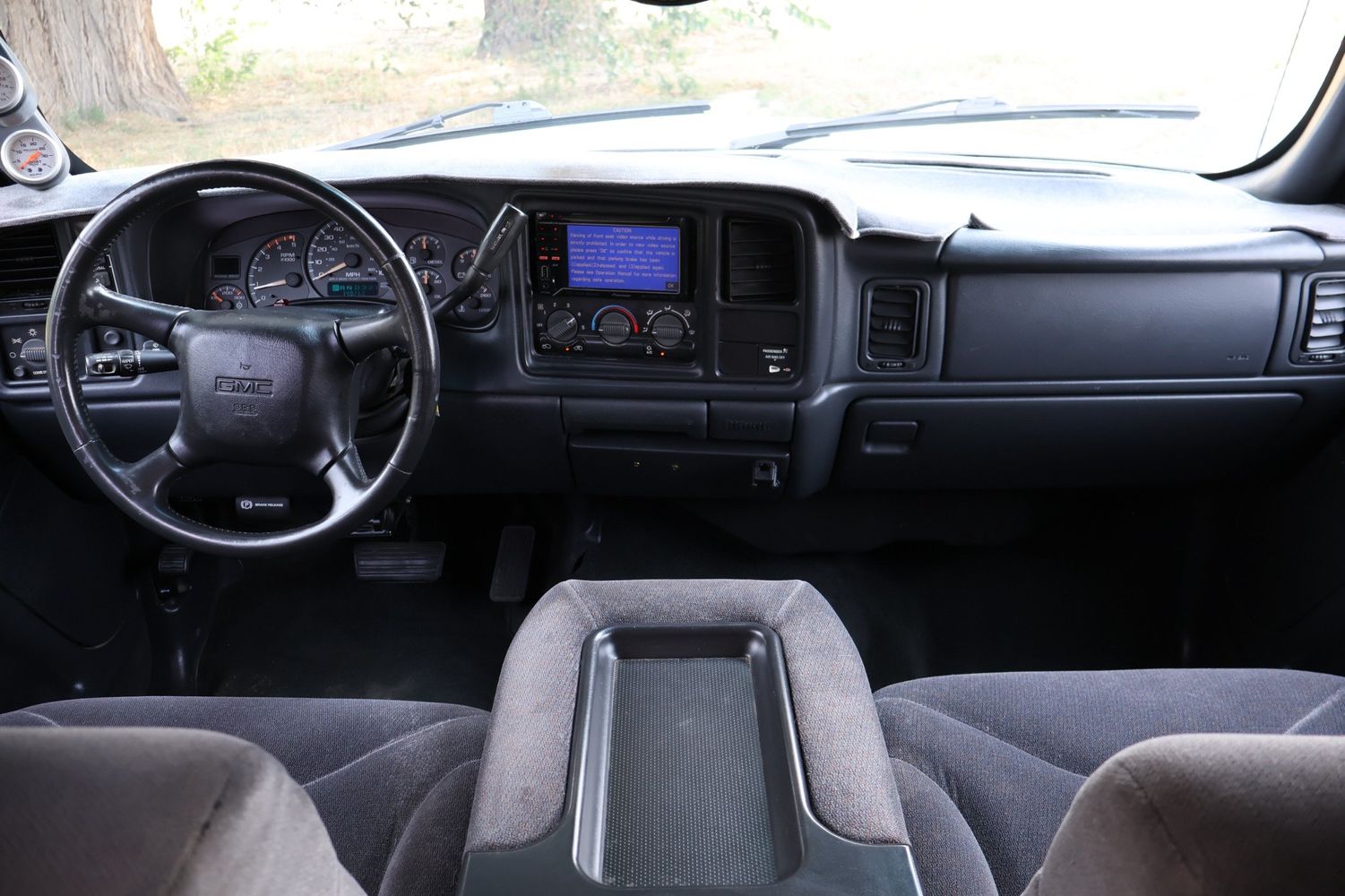 2001 GMC Sierra 3500 SLE | Victory Motors of Colorado