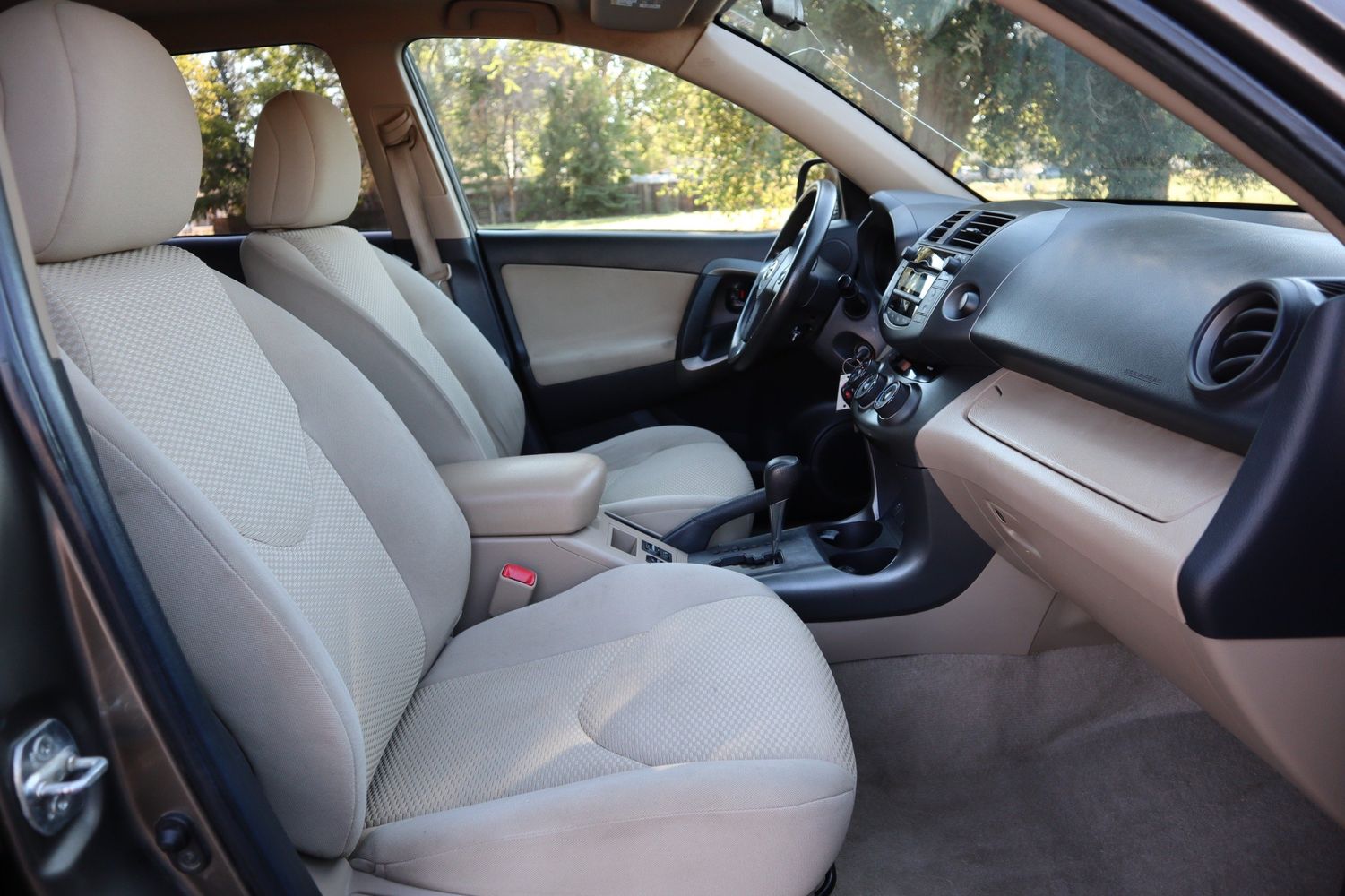 2011 Toyota RAV4 Base | Victory Motors of Colorado