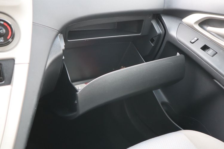 2010 Toyota Matrix S | Victory Motors of Colorado