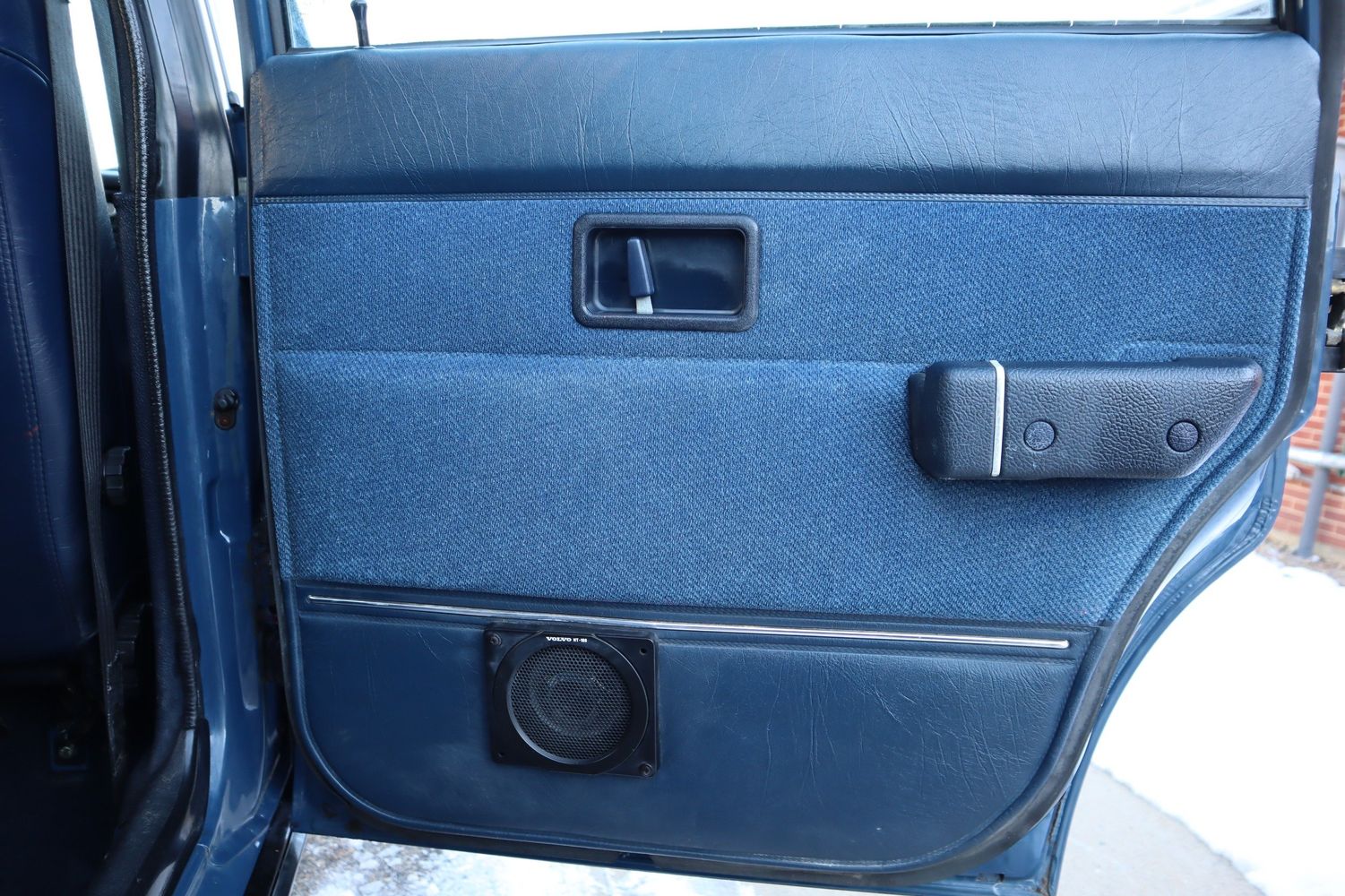 1990 Volvo 240 Base | Victory Motors of Colorado