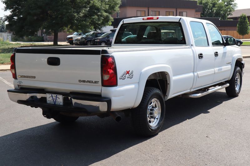 2005 Chevrolet Silverado 2500HD Photos