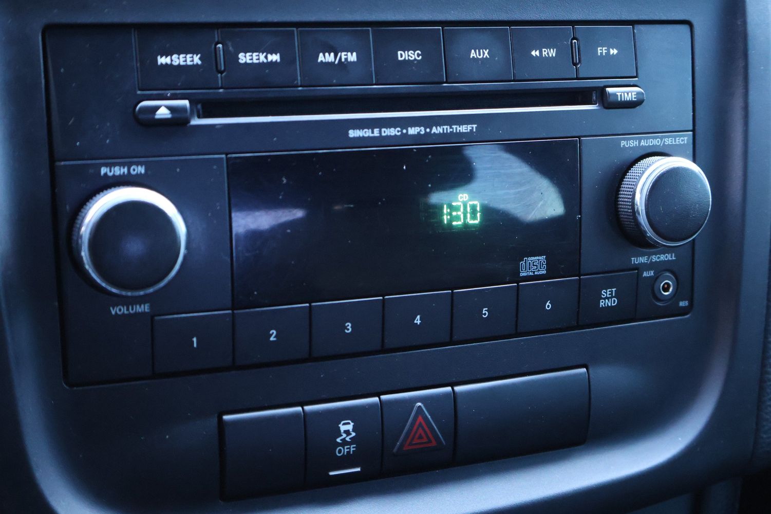 2014 Dodge Avenger SE | Victory Motors of Colorado