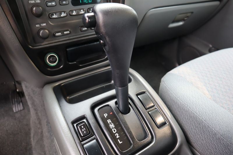 2000 Chevrolet Tracker Photos