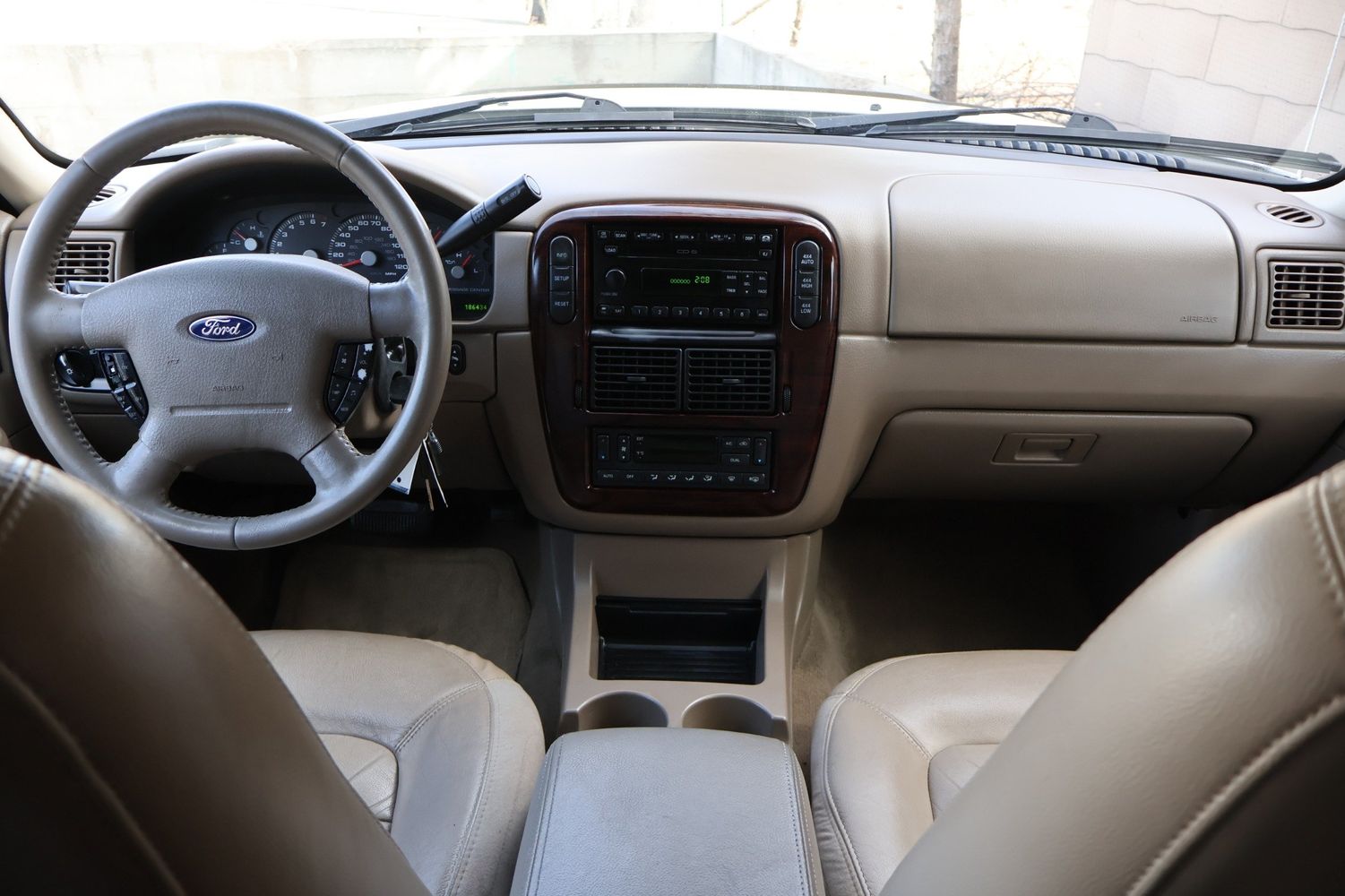 2004 Ford Explorer Limited | Victory Motors of Colorado