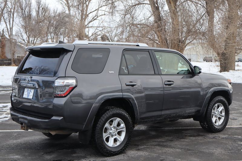 2017 Toyota 4Runner Photos