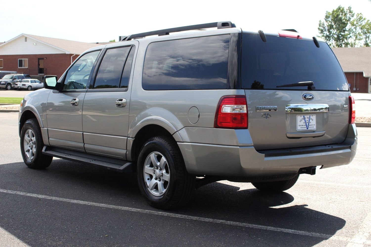 2009 Ford Expedition EL XLT | Victory Motors of Colorado
