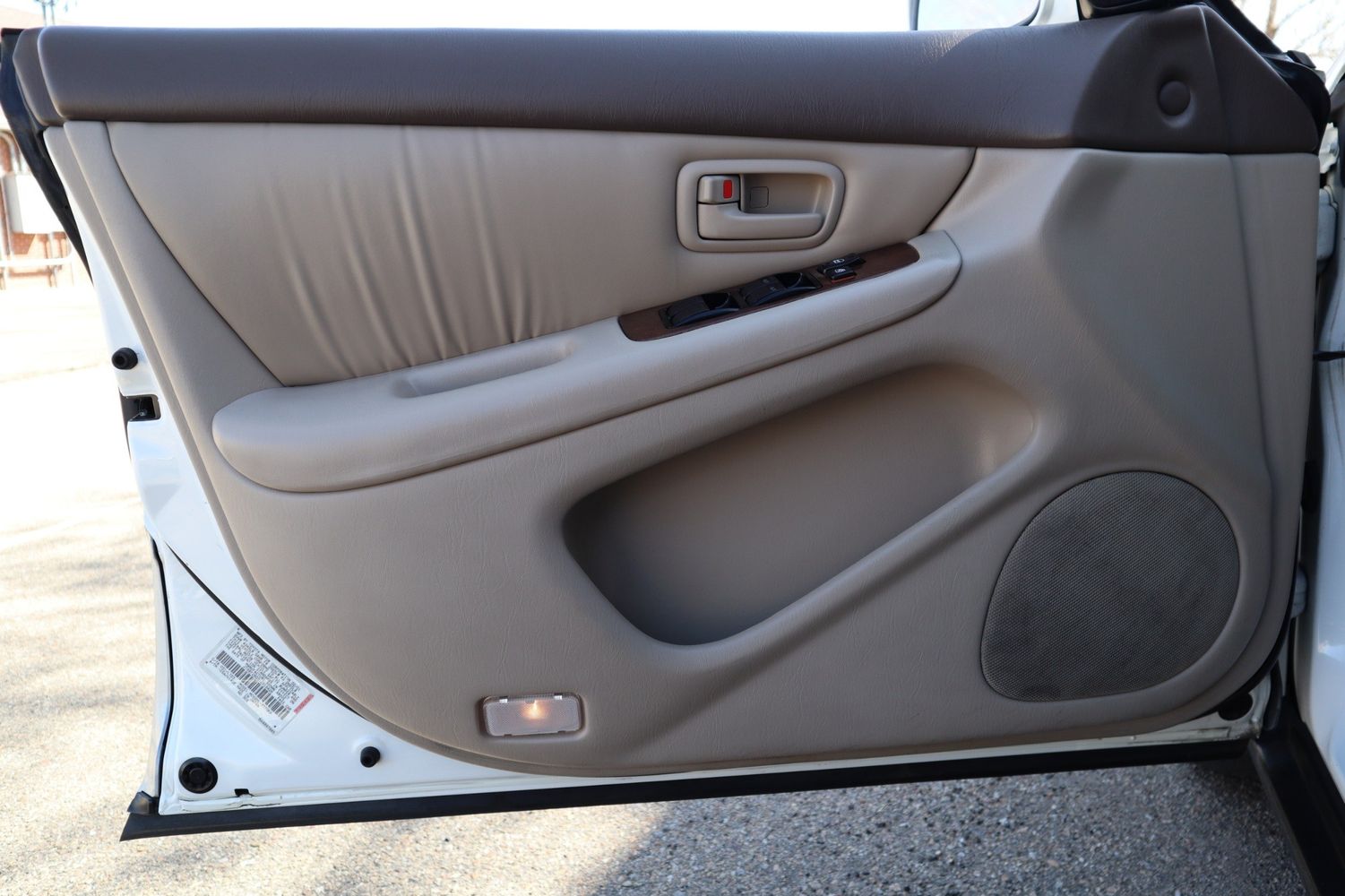 2001 Lexus ES 300 Base | Victory Motors of Colorado