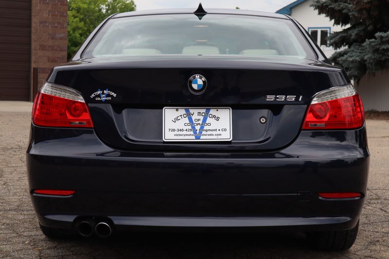 2009 BMW 535XI Photos