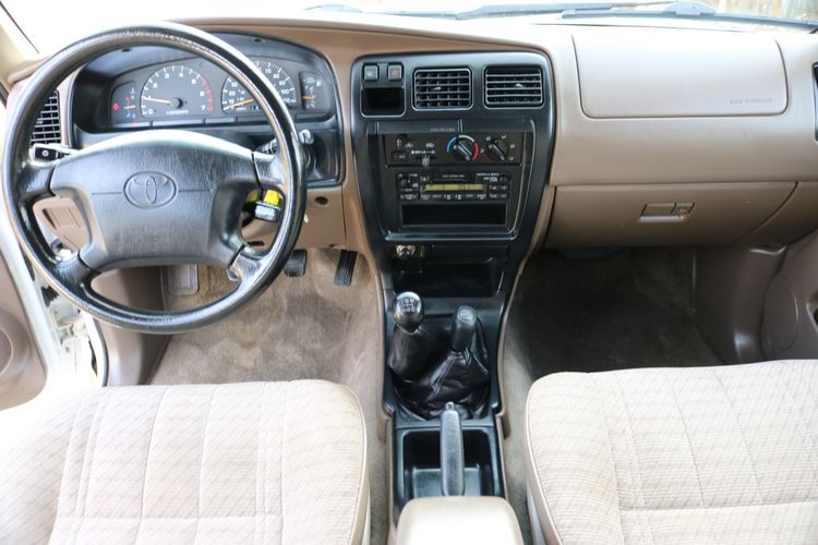 1998 Toyota 4Runner SR5 | Victory Motors of Colorado