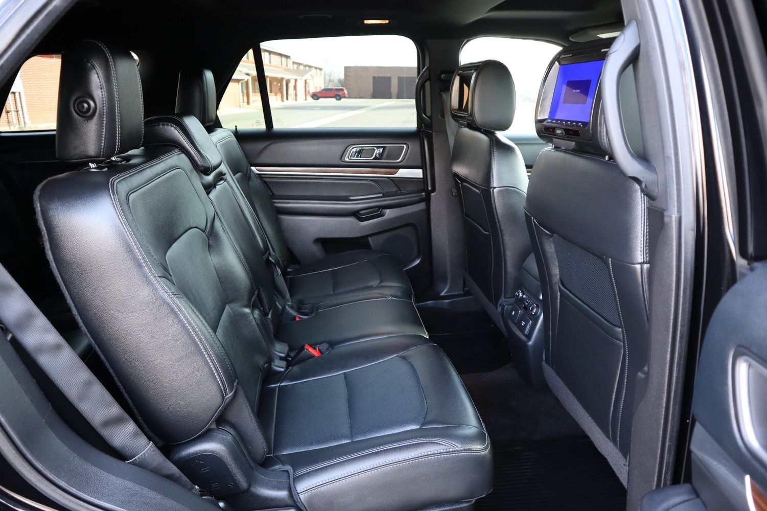 2016 Ford Explorer Limited | Victory Motors of Colorado