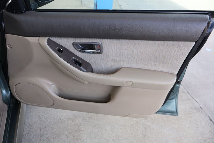 2000 Subaru Outback Base | Victory Motors of Colorado
