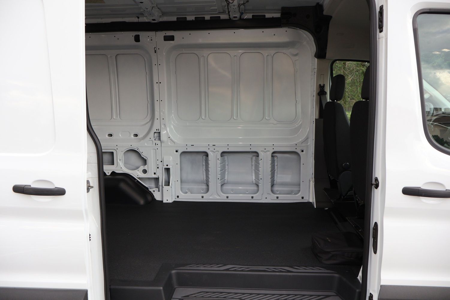 2022 Ford E-Transit 350 | Victory Motors of Colorado