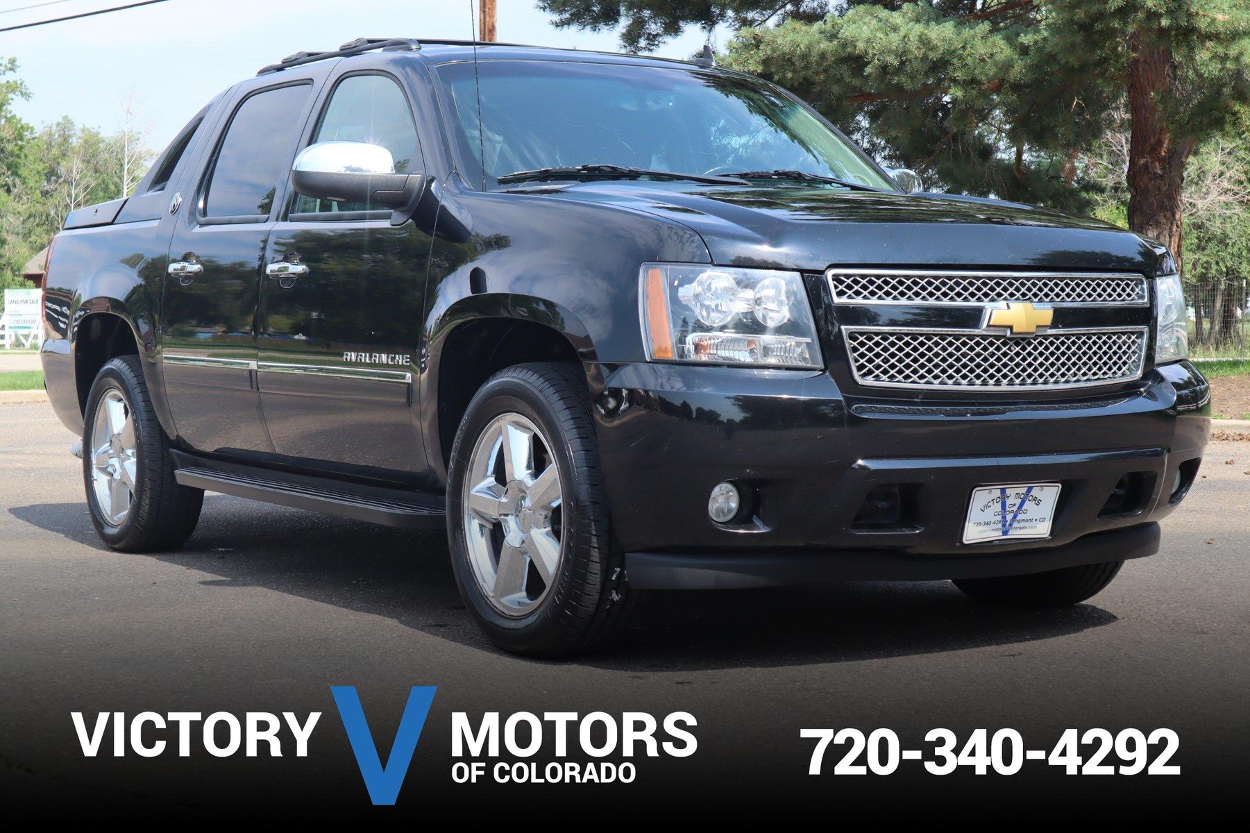 2013 Chevrolet Avalanche LTZ Black Diamond | Victory Motors of Colorado