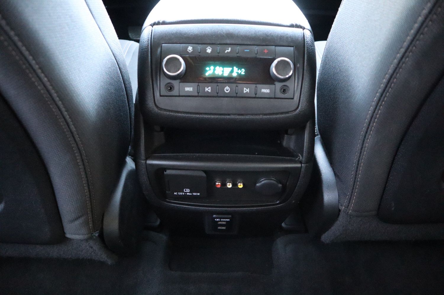 2016 Chevrolet Traverse LT | Victory Motors of Colorado
