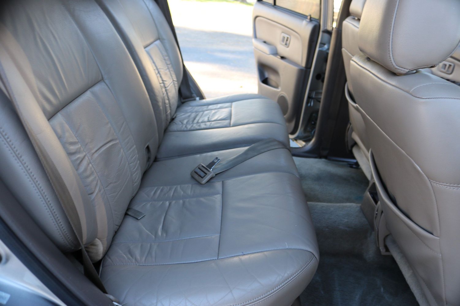 2001 Toyota 4Runner Limited | Victory Motors of Colorado