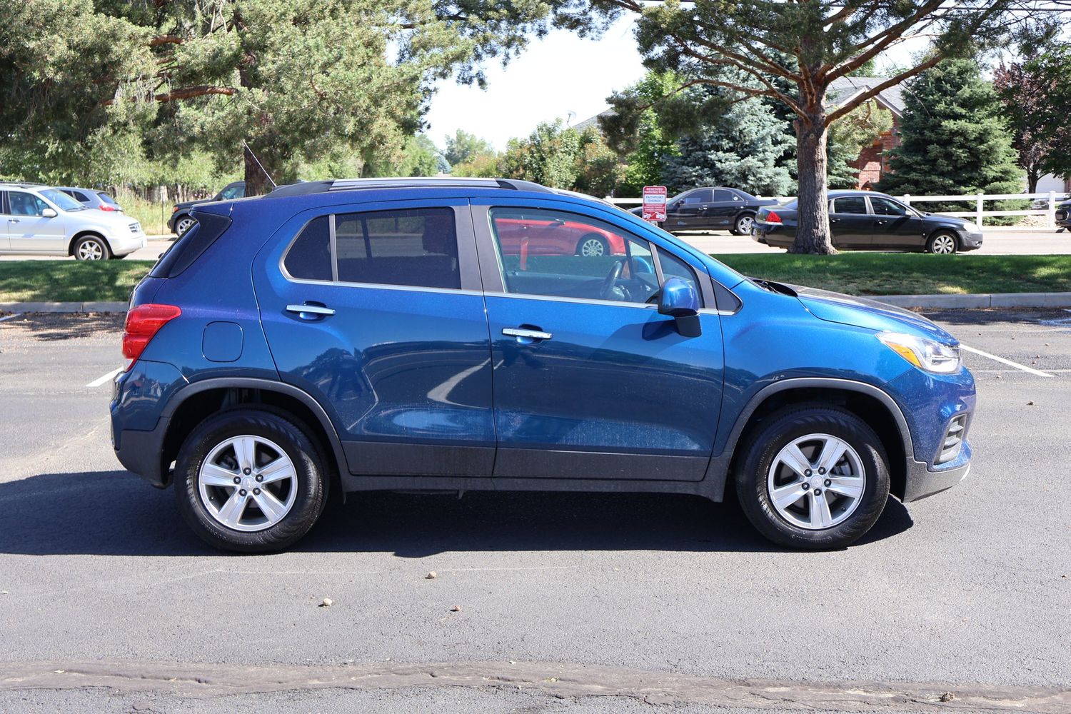 2019 Chevrolet Trax LT | Victory Motors of Colorado