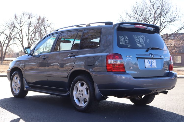 2005 Toyota Highlander Limited | Victory Motors of Colorado