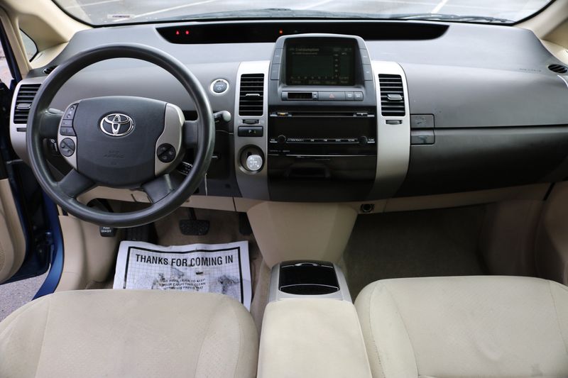 2005 Toyota Prius Photos