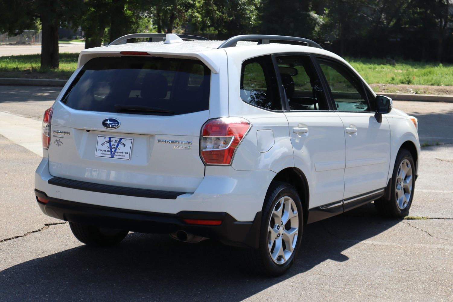 2016 Subaru Forester 2.5i Touring | Victory Motors of Colorado
