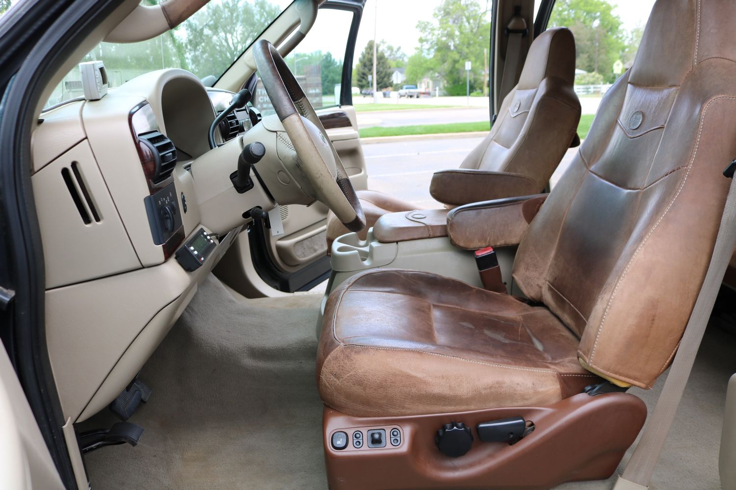 2005 Ford F-350 Super Duty King Ranch | Victory Motors of Colorado