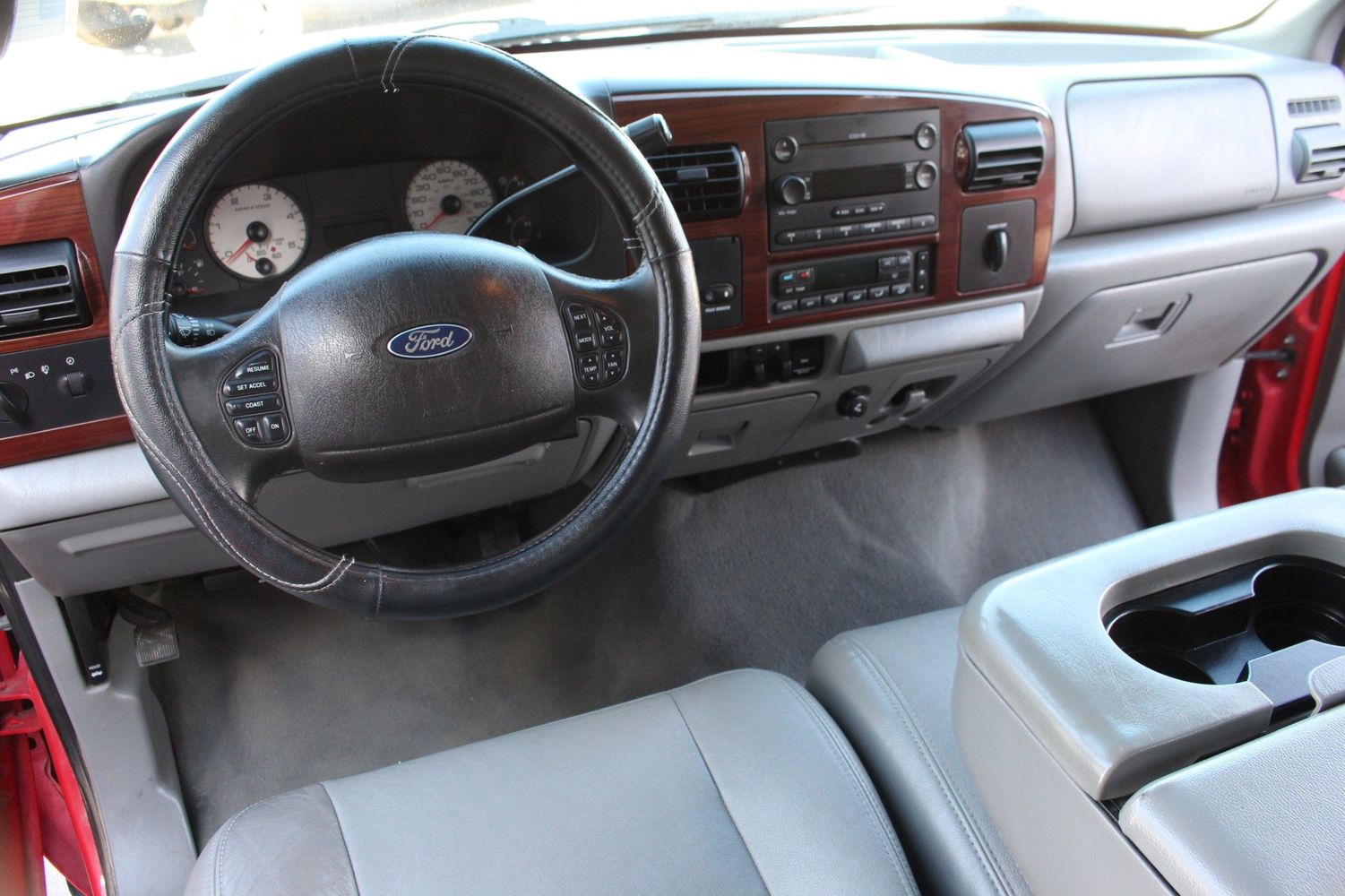 2006 Ford F-250 Super Duty Lariat | Victory Motors of Colorado