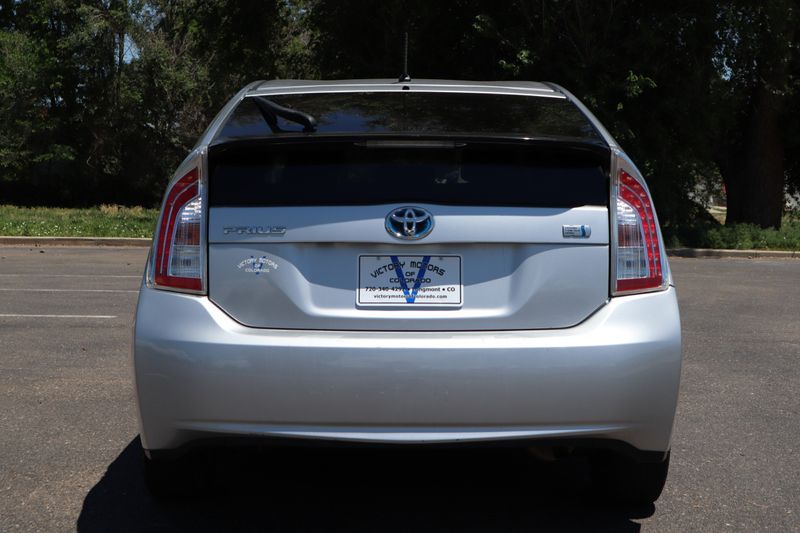 2013 Toyota Prius Photos