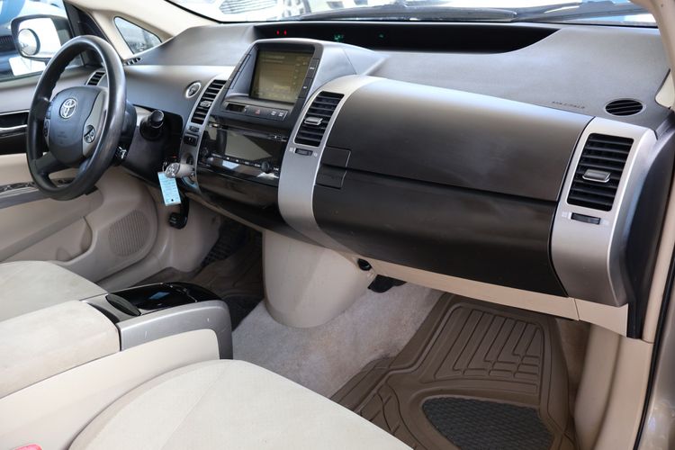 2005 Toyota Prius Base | Victory Motors of Colorado