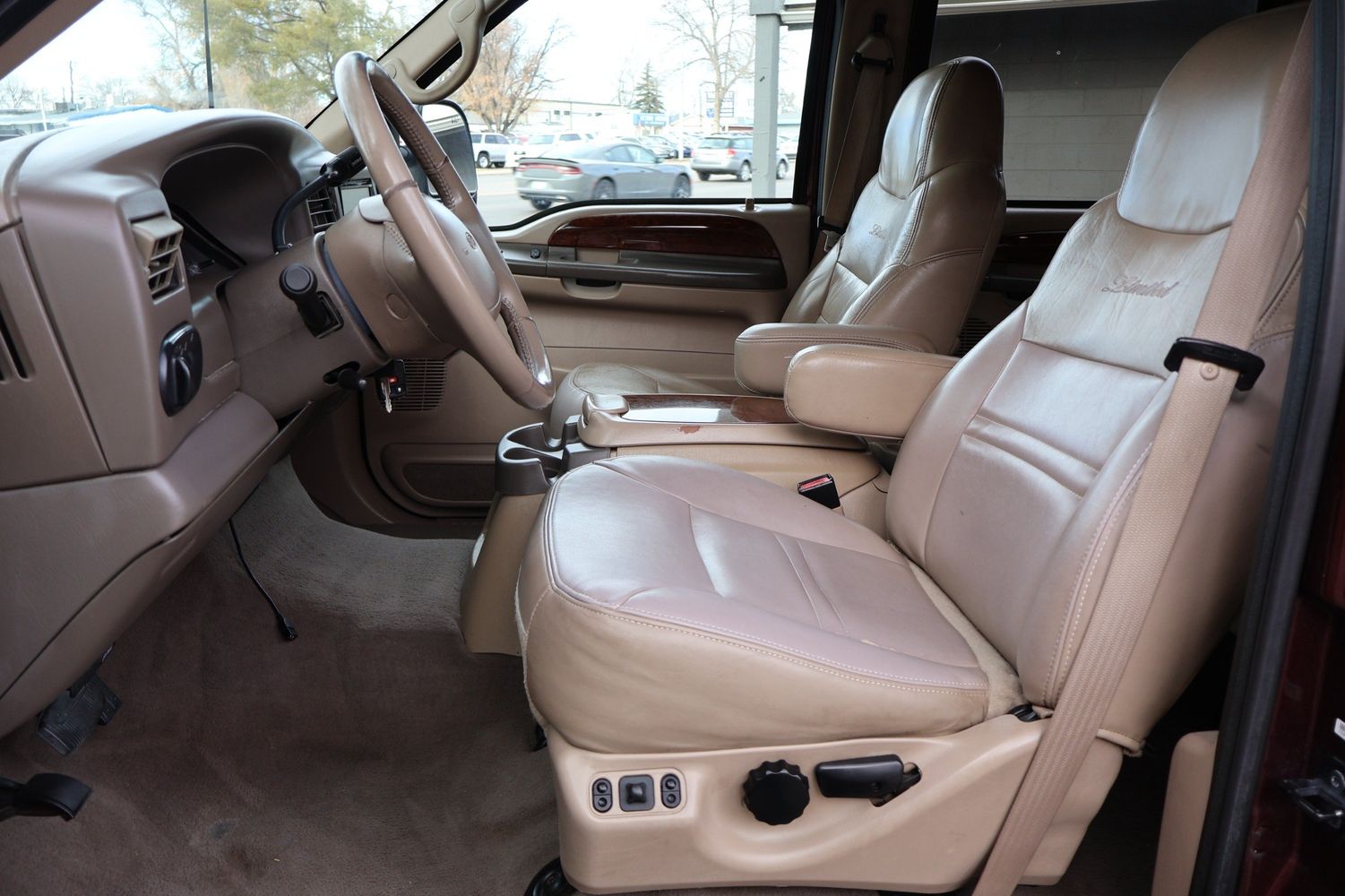 2001 Ford Excursion Limited | Victory Motors of Colorado