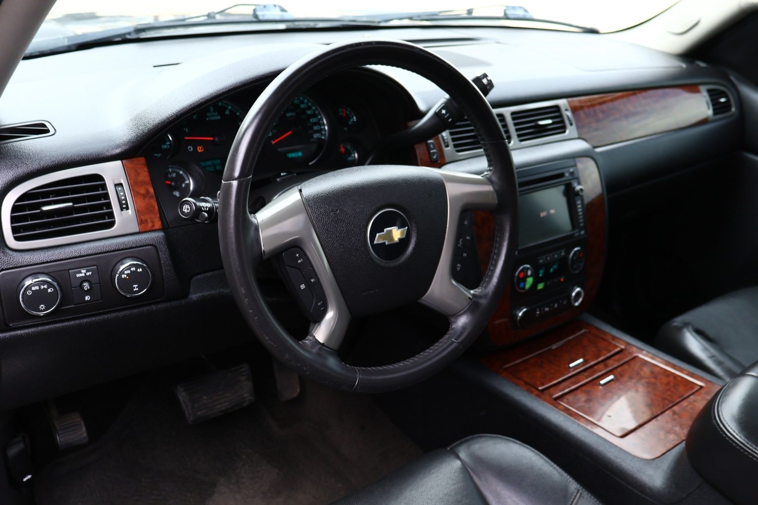 2009 Chevrolet Tahoe LTZ | Victory Motors of Colorado