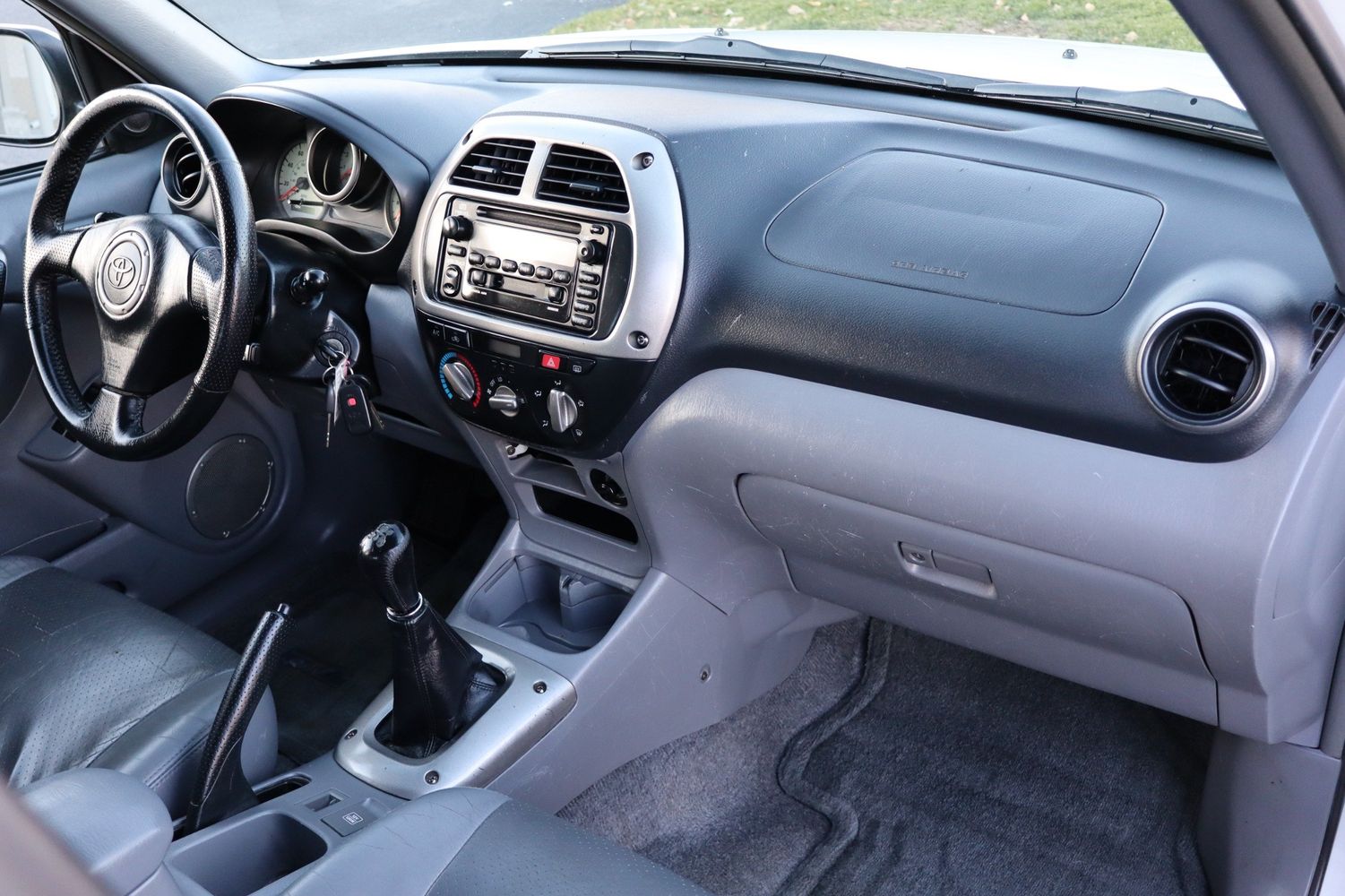 2002 Toyota RAV4 | Victory Motors of Colorado