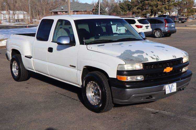 2001 Chevrolet Silverado 1500 | Victory Motors of Colorado