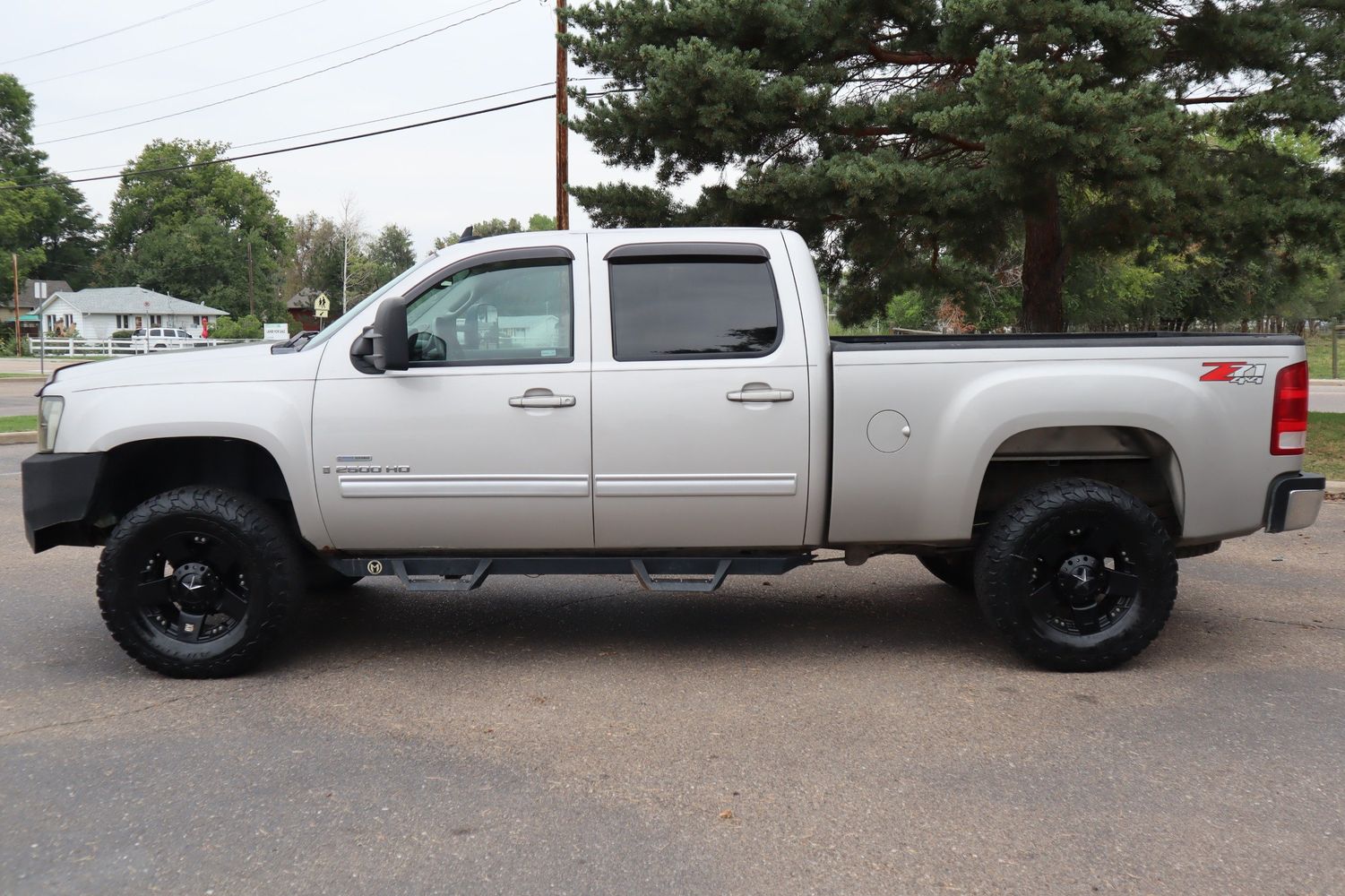 2009 GMC Sierra 2500HD SLT | Victory Motors of Colorado