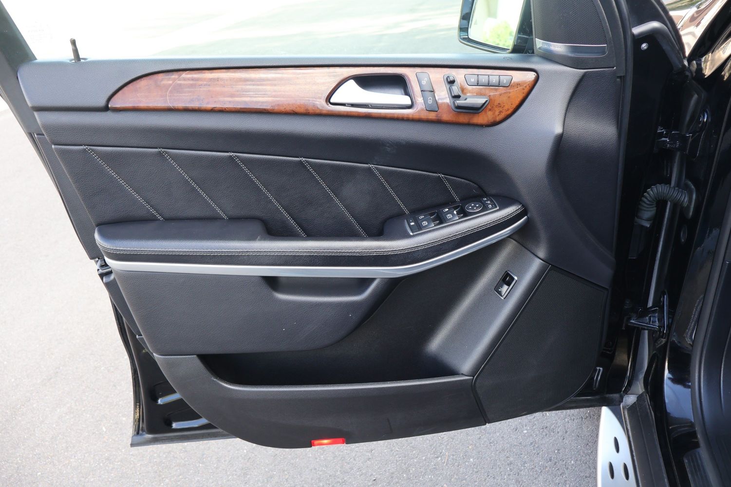 2015 Mercedes-Benz GL-Class GL 550 4MATIC | Victory Motors of Colorado