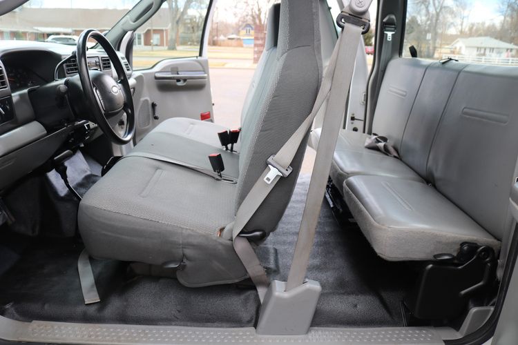 2004 Ford F-250 Super Duty XL | Victory Motors of Colorado