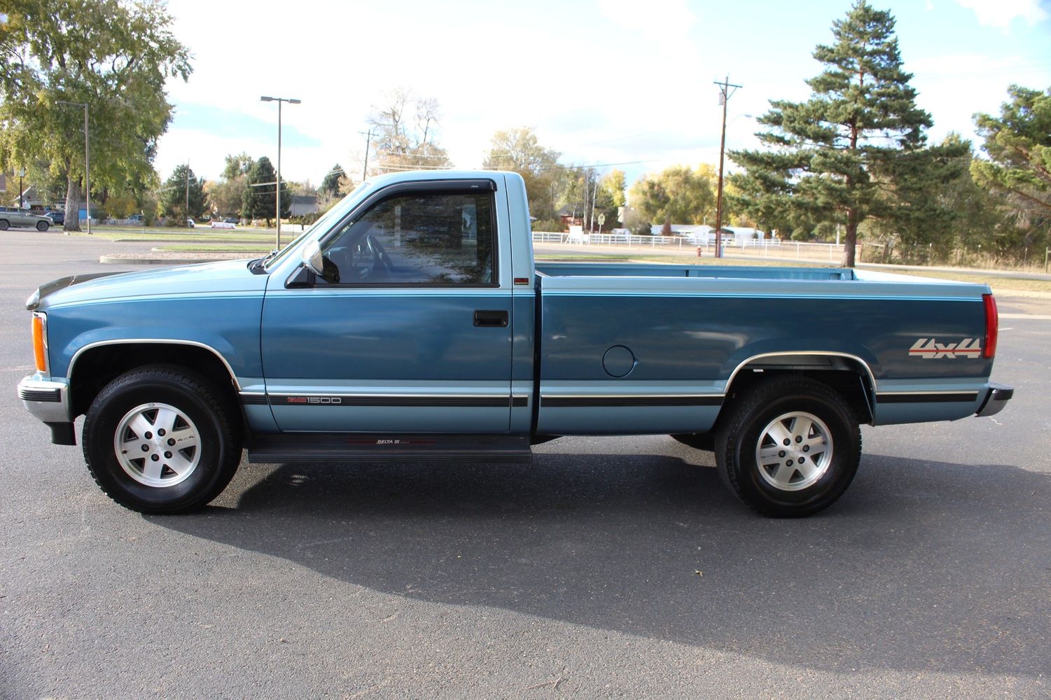 1991 GMC Sierra 1500 SLE | Victory Motors of Colorado