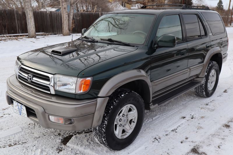 2000 Toyota 4Runner Photos