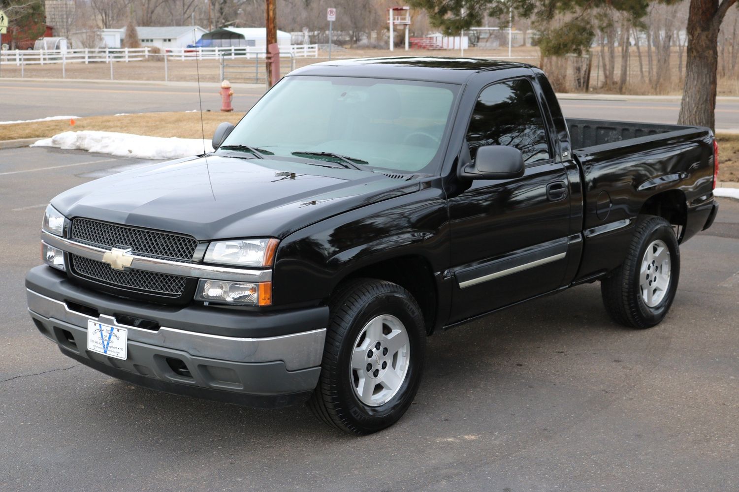 2005 Chevrolet Silverado 1500 LS | Victory Motors of Colorado