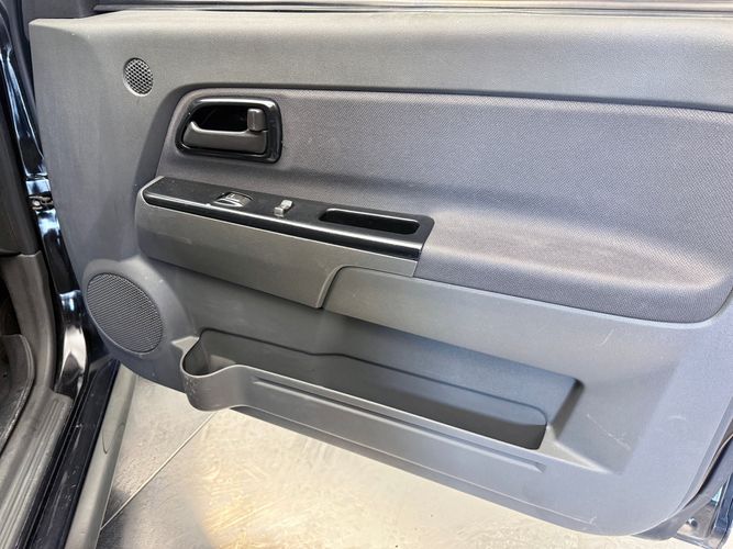 2005 Chevrolet Colorado ZQ8 | Booth Motors