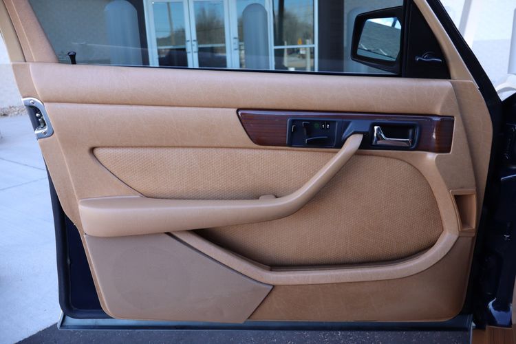 1988 Mercedes-Benz 420-Class 420 SEL | Victory Motors of Colorado