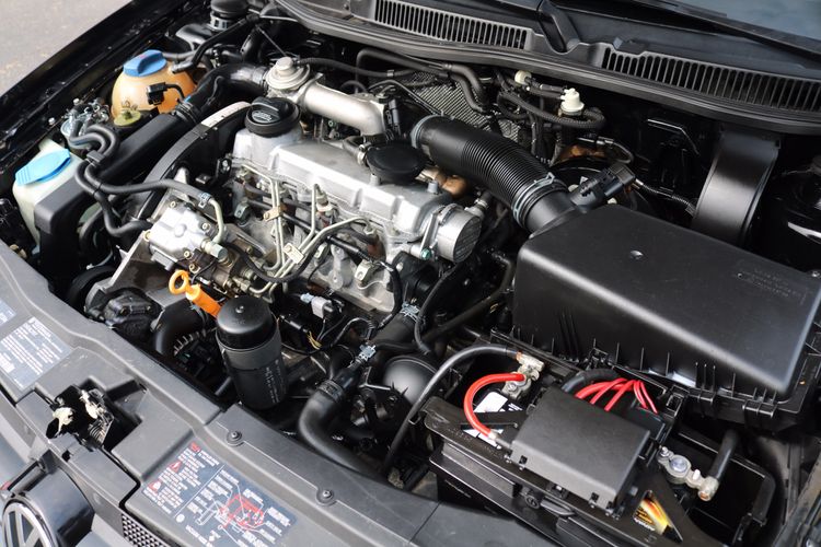 2001 Volkswagen Golf GLS TDi | Victory Motors of Colorado