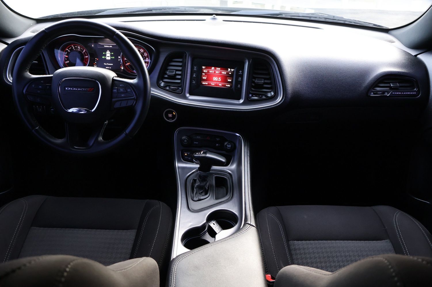 2017 Dodge Challenger SXT | Victory Motors of Colorado