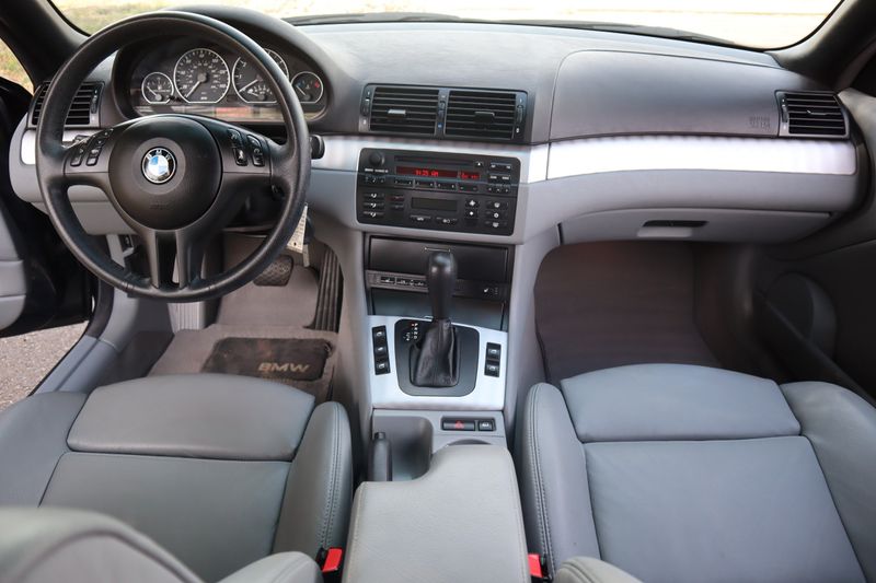 2006 BMW 330CI Photos