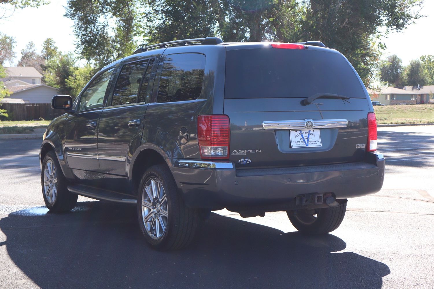 2007 Chrysler Aspen Limited | Victory Motors of Colorado